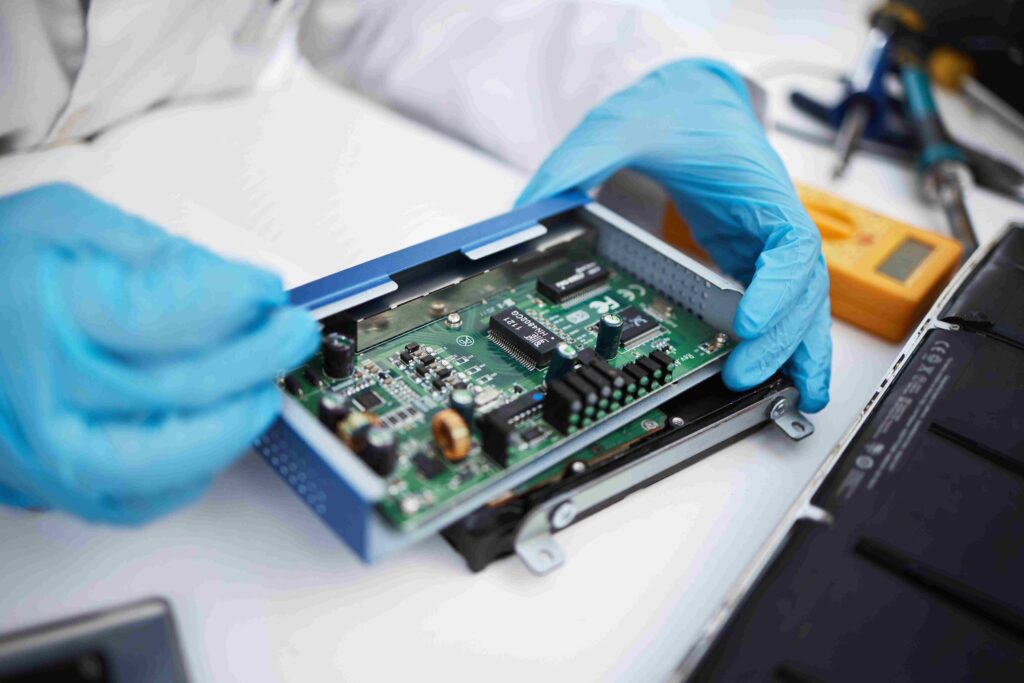 What Are the Signs Your Mercedes ECU Needs Repair? - Autotronics